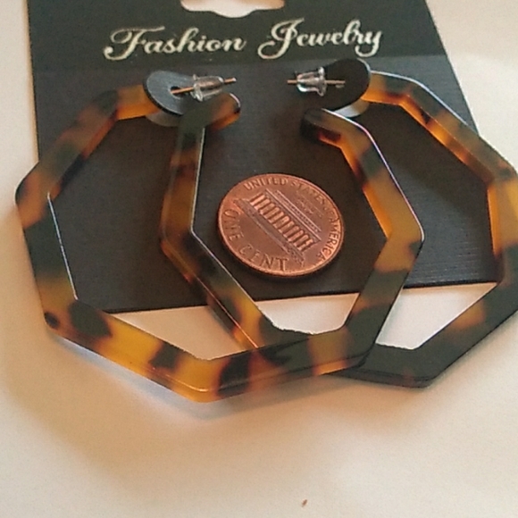 Jewelry | Tortoiseshell Octagon Hoop Earrings | Poshmark